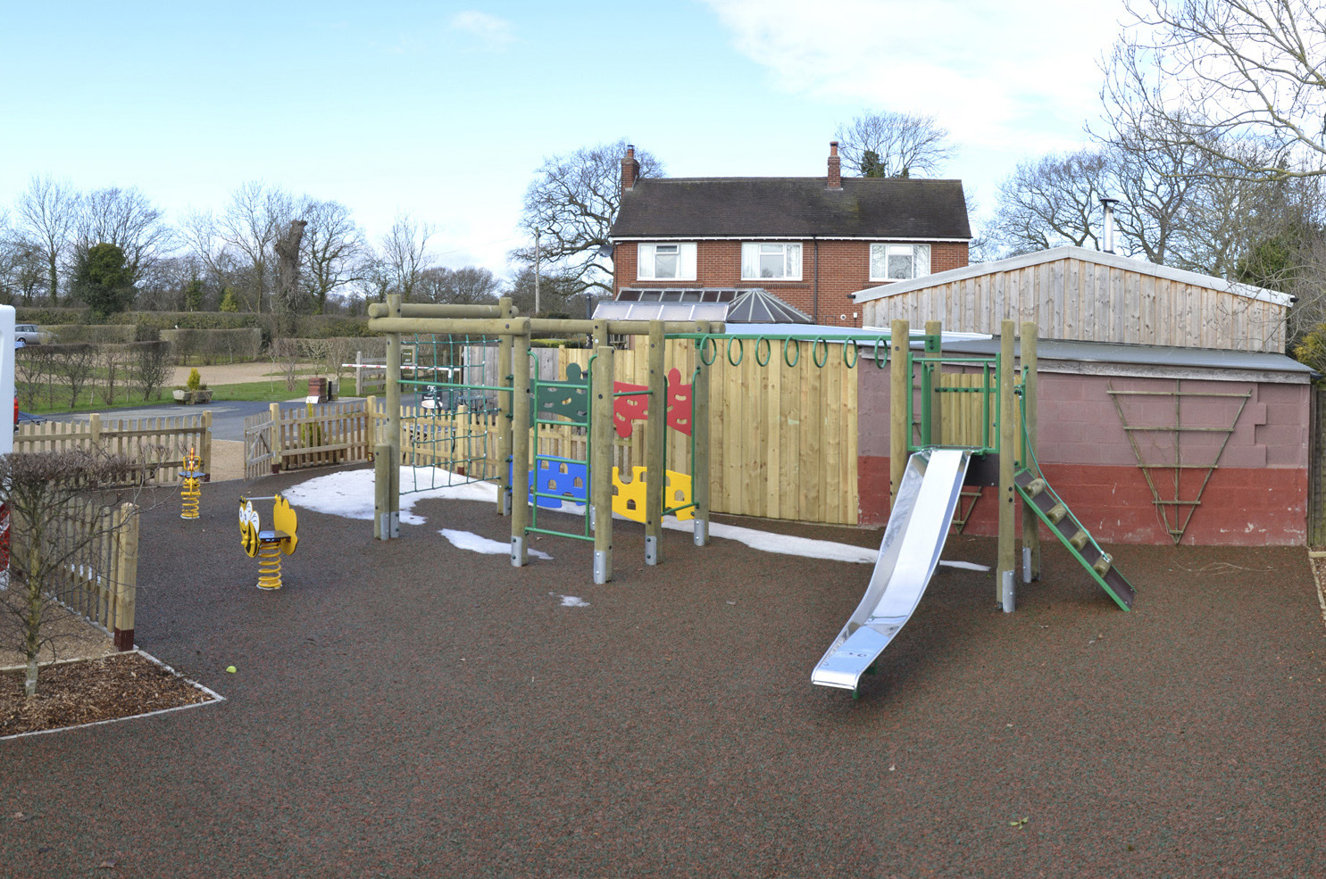 Cartref Caravan & Camp Site - Ray Parry Playgrounds