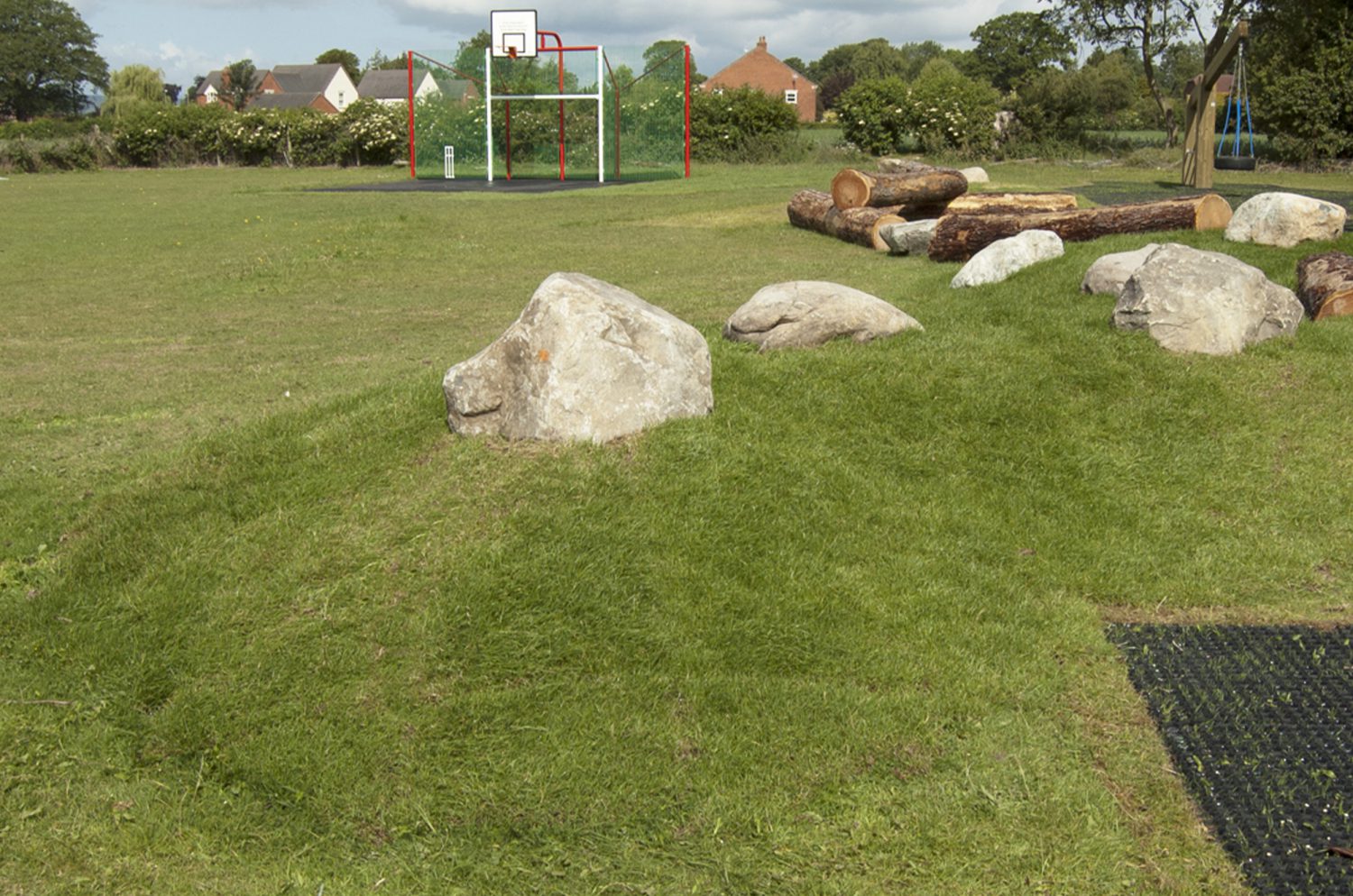 Natural Mounds - Ray Parry Playgrounds