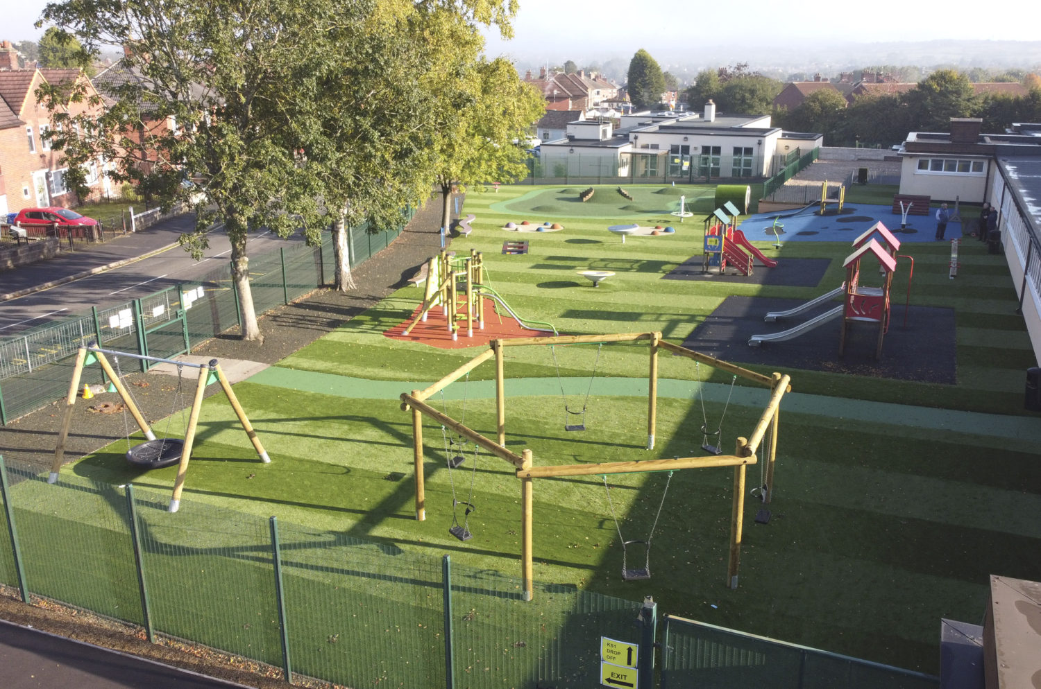 Sandon Primary Academy knows how to play - Ray Parry Playgrounds
